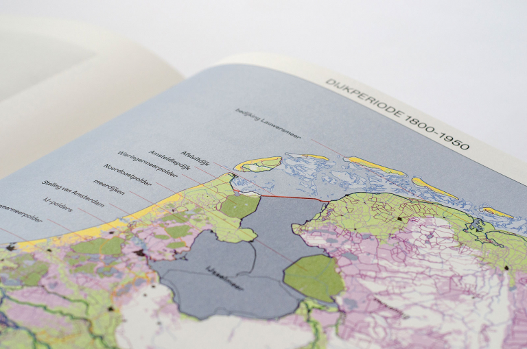 Everything about Dutch dikes in one book (324 pages)